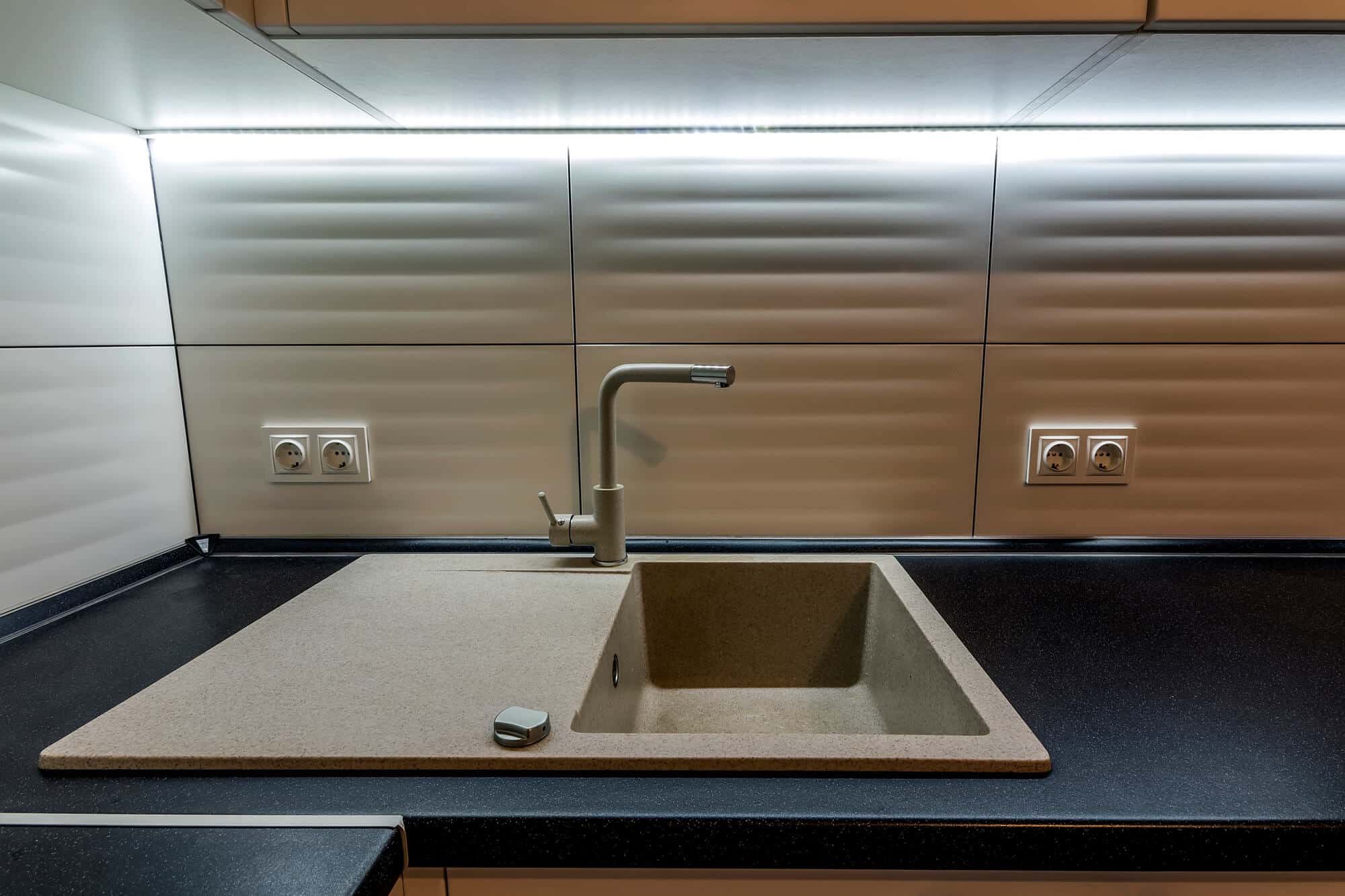 How to Choose the Perfect Lighting for Your Kitchen | Big Easy Kitchens